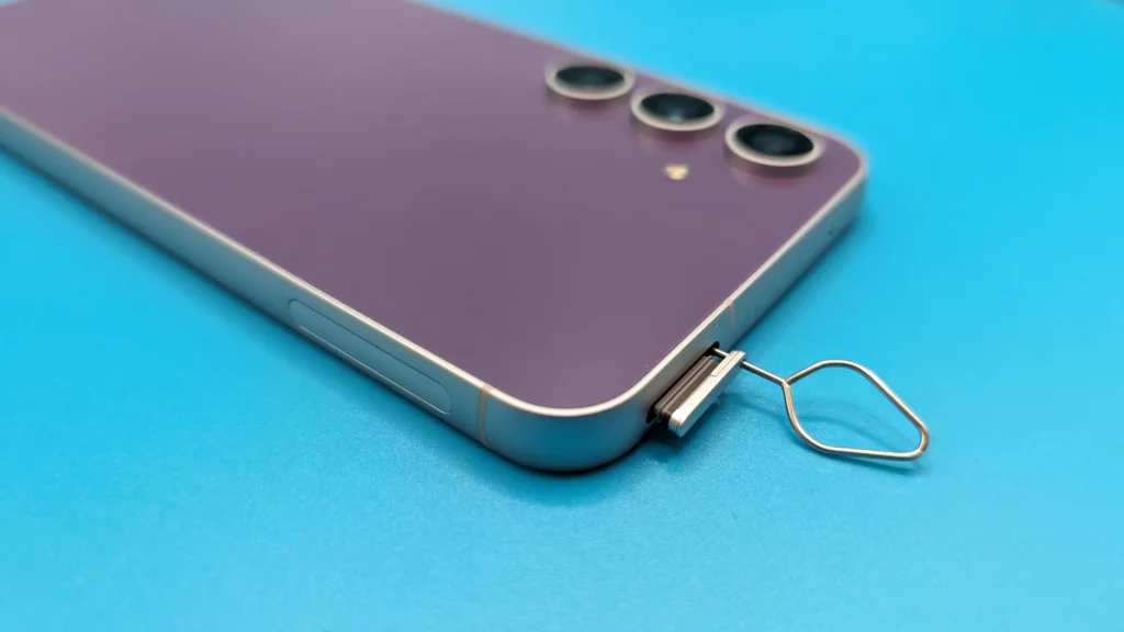 Why Is Your Phone Struggling with Cellular Signal? Here’s How to Fix It ...